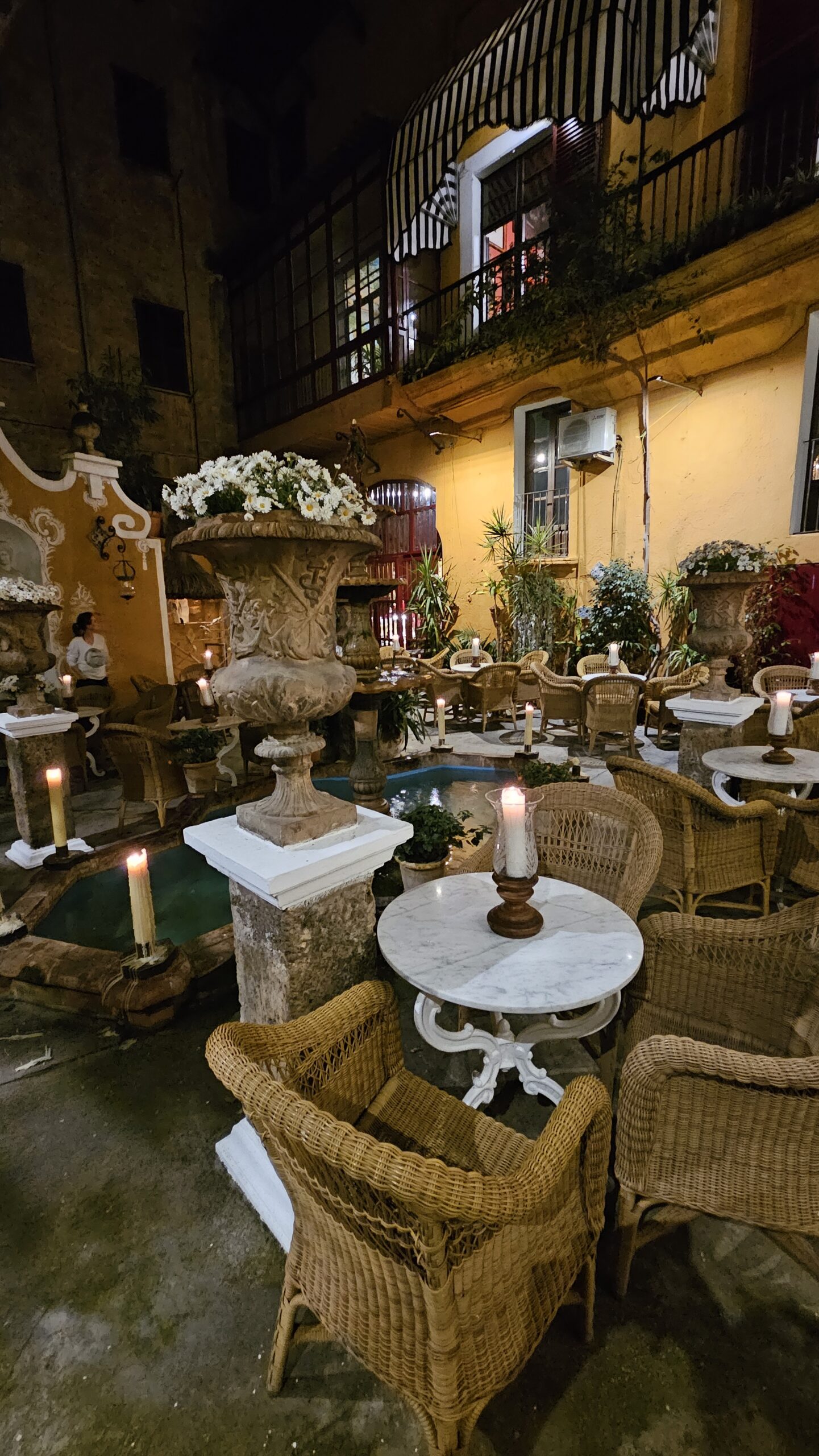 Bar Ábaco in Palma de Mallorca – An Experience Like No Other - Mallorca ...